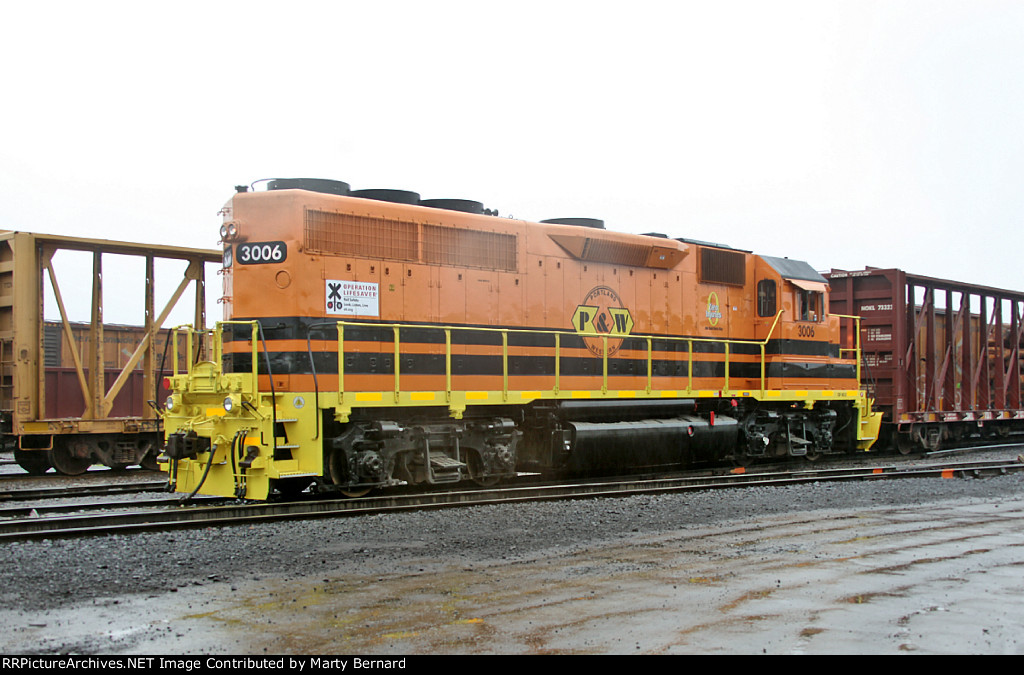 PNWR 3006 Switching in the Rain
